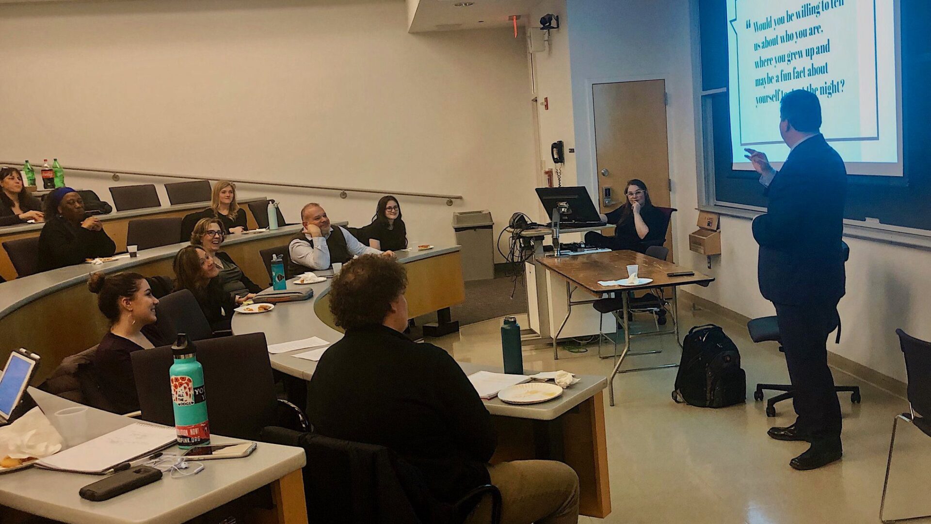 Volunteer Opportunities - American Sign Language & Interpreting Education