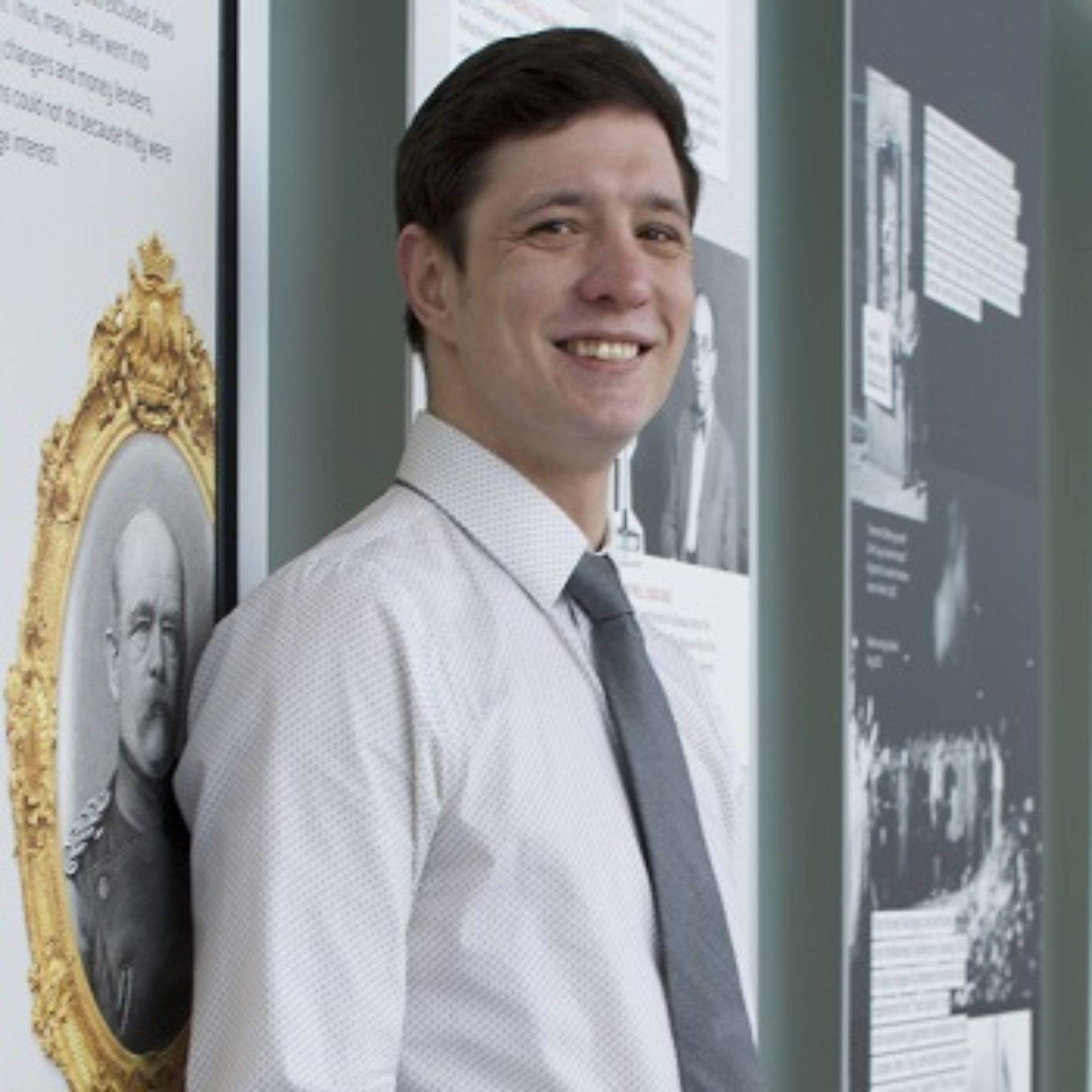 Dave DeCamp - College of Social Sciences and Humanities