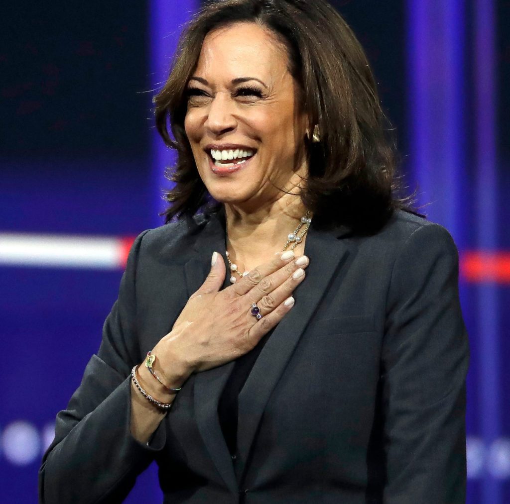 Kamala Harris heads home to California for aerial tour of wildfire ...