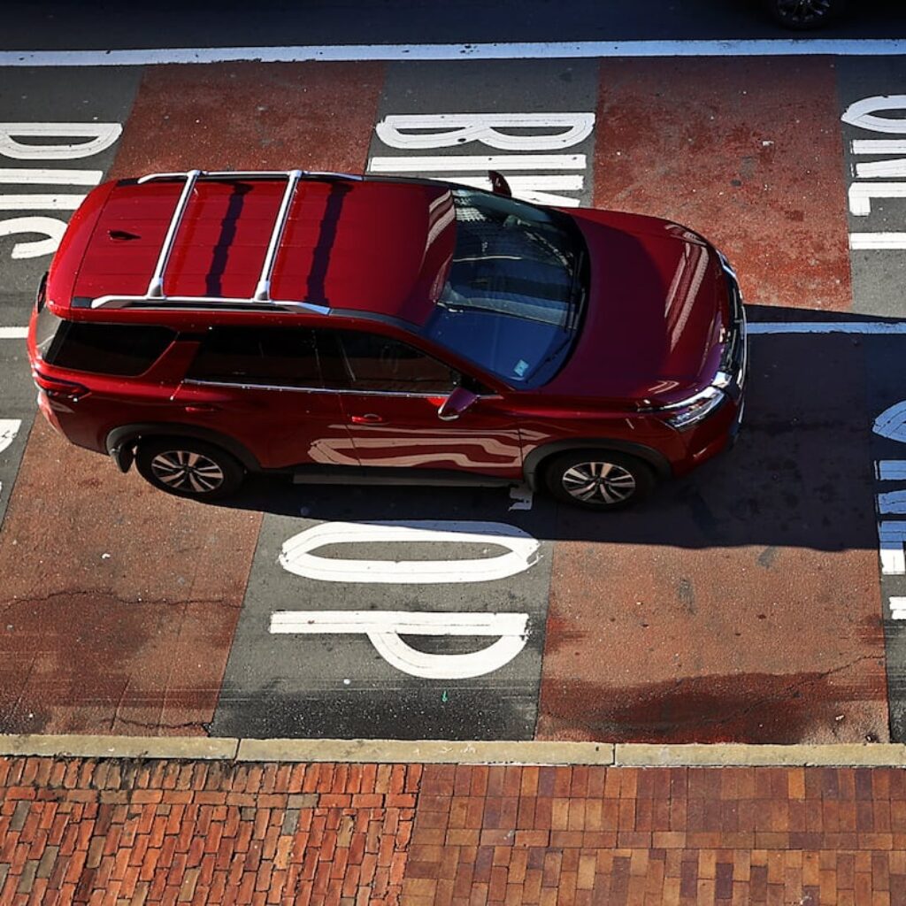 Running red lights, speeding, aggressive driving: Can traffic cameras ...